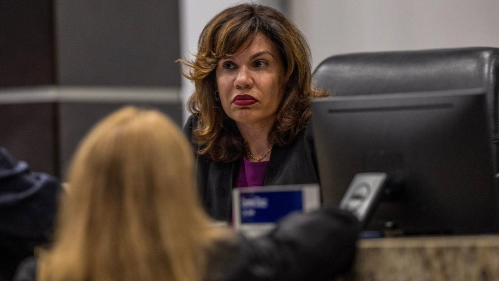 Comisión de Ética consideró que concejal de Doral, Digna Cabral se ...